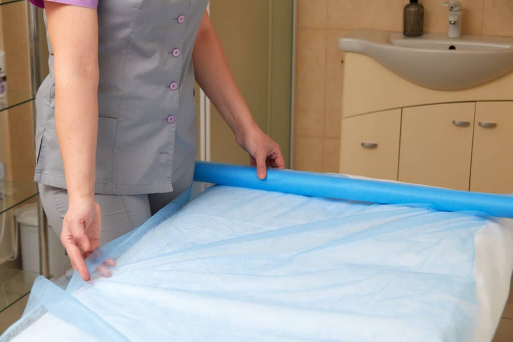 9 Things to Know Before Buying Disposable Bed Sheet Rolls for Hospitals ...