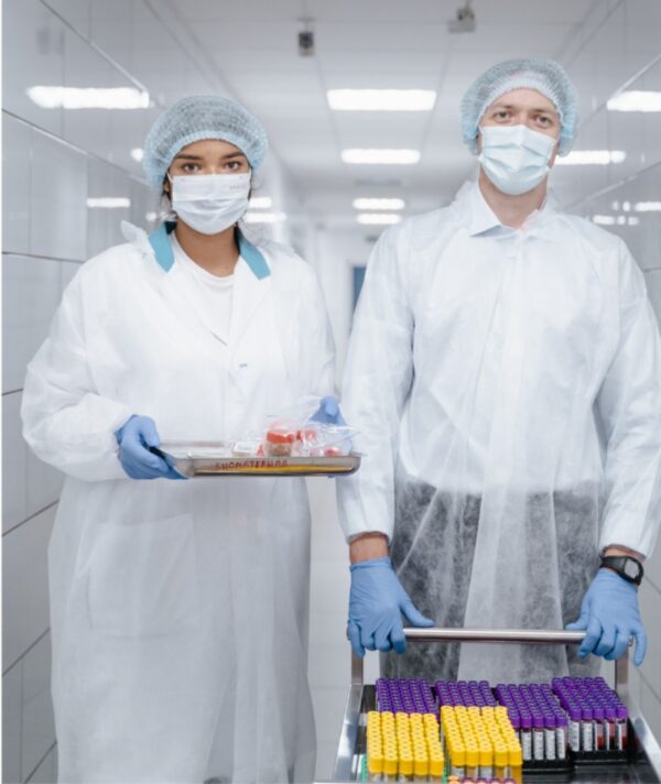 Choosing the Best Lab Coat Material: A Comprehensive Guide