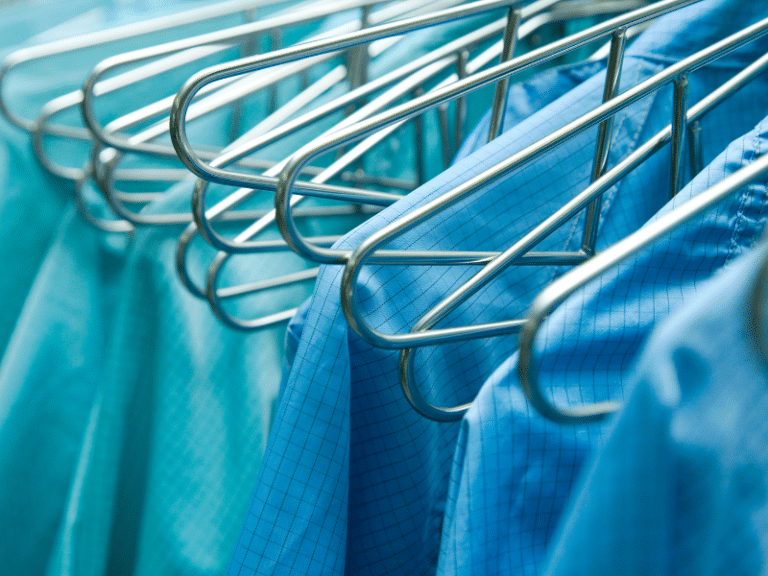 Choosing the Best Lab Coat Material: A Comprehensive Guide